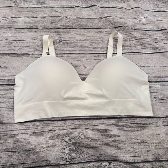 Shapermint | Intimates & Sleepwear | Shapermint Cream Wireless Bra For ...